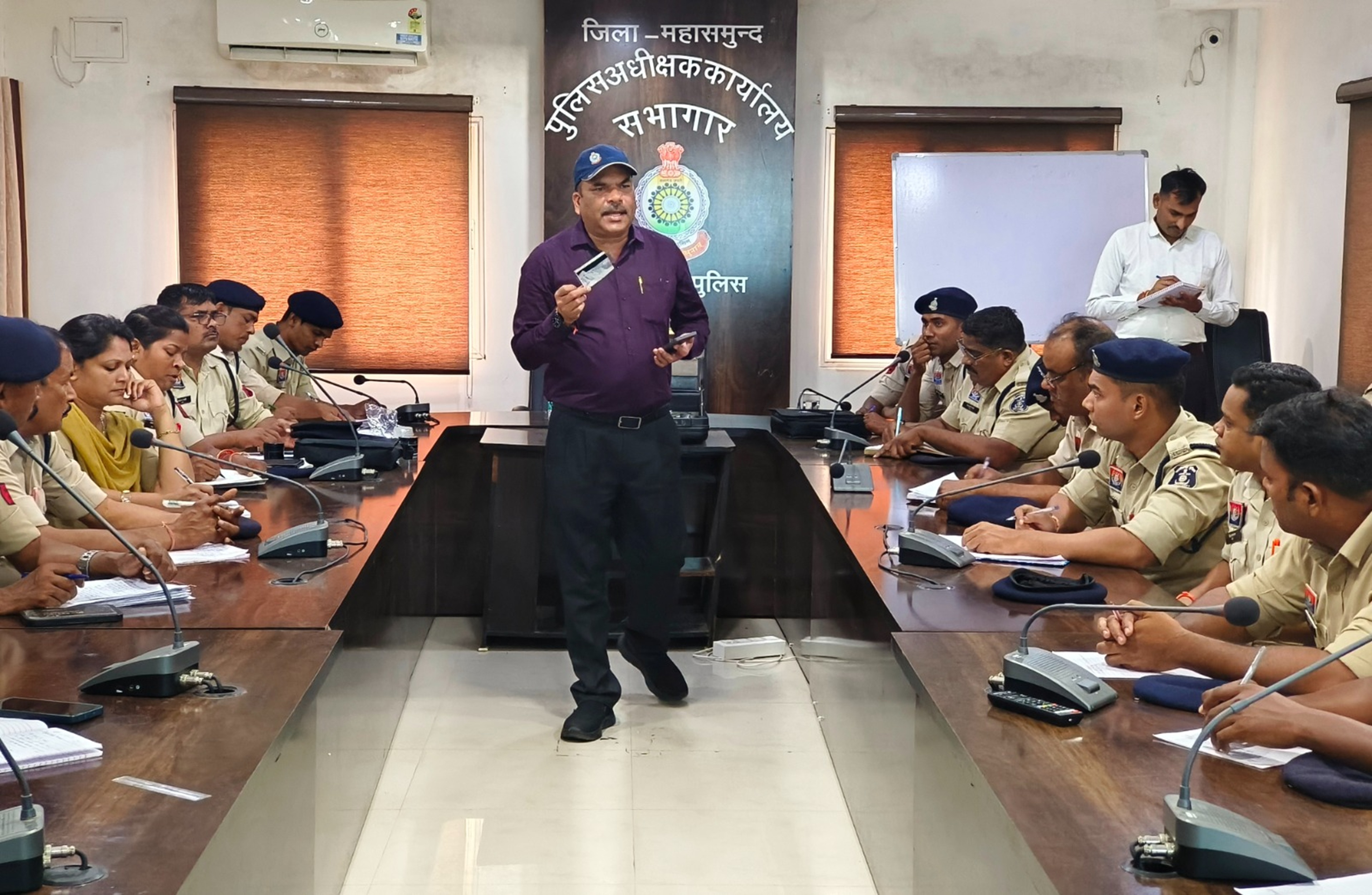 Police personnel received high-tech training on fingerprints