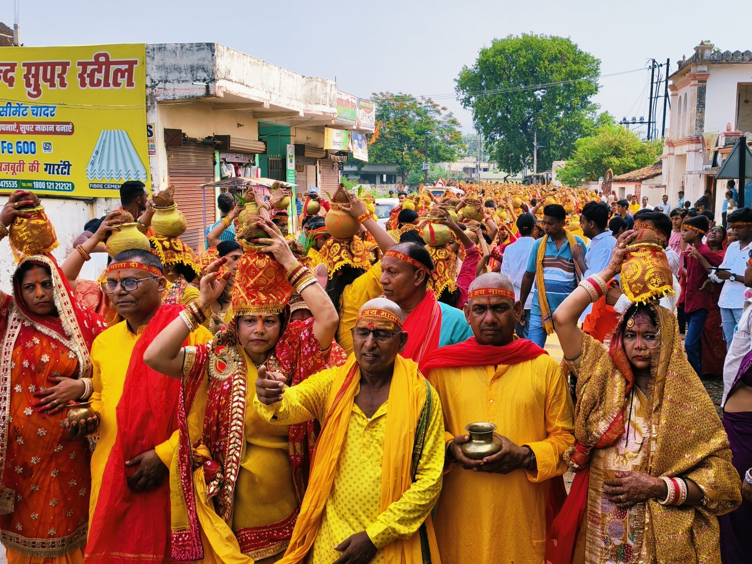 Mata Parvati Pran Pratishtha Yagna Begins in Malaypur | 1221 Kanyas ...