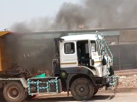 Narhat Fire: Truck Short Circuit Sparks Blaze | Jal Jeevan Mission