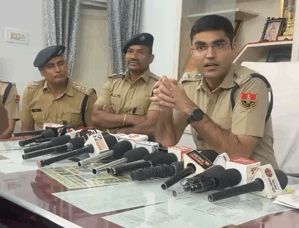 Bhilwara SP Launches 3 Hawk Vehicles for Quick Response Security