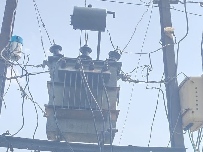 Gorakhpur Power Outage | Two Transformers Burned, JE Assures Restoration