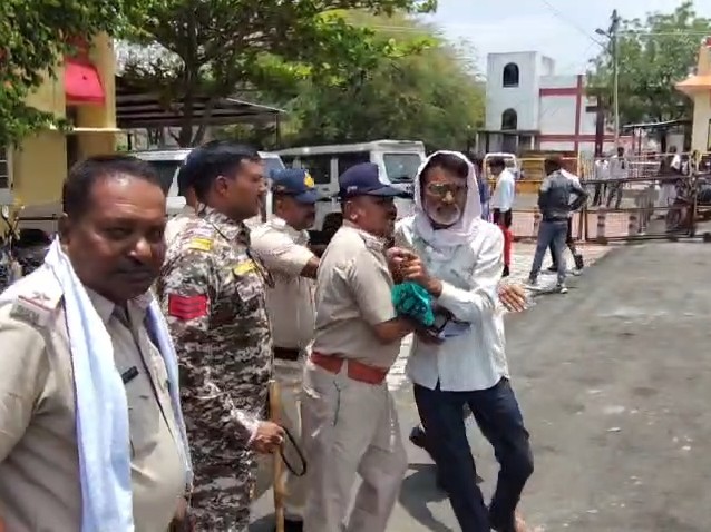 Shajapur Farmer Protest | Collector Terrorist, SP Goons Allegations