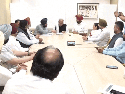 Punjab Congress: Observers Meet Leaders for Strategy | 2027 Election