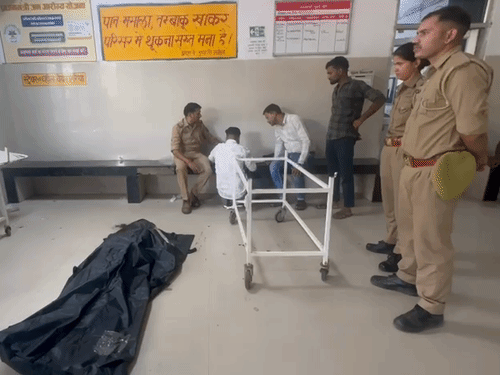 Nauabasta Accident: Woman Dies, Husband & Son Injured in Dump Truck ...