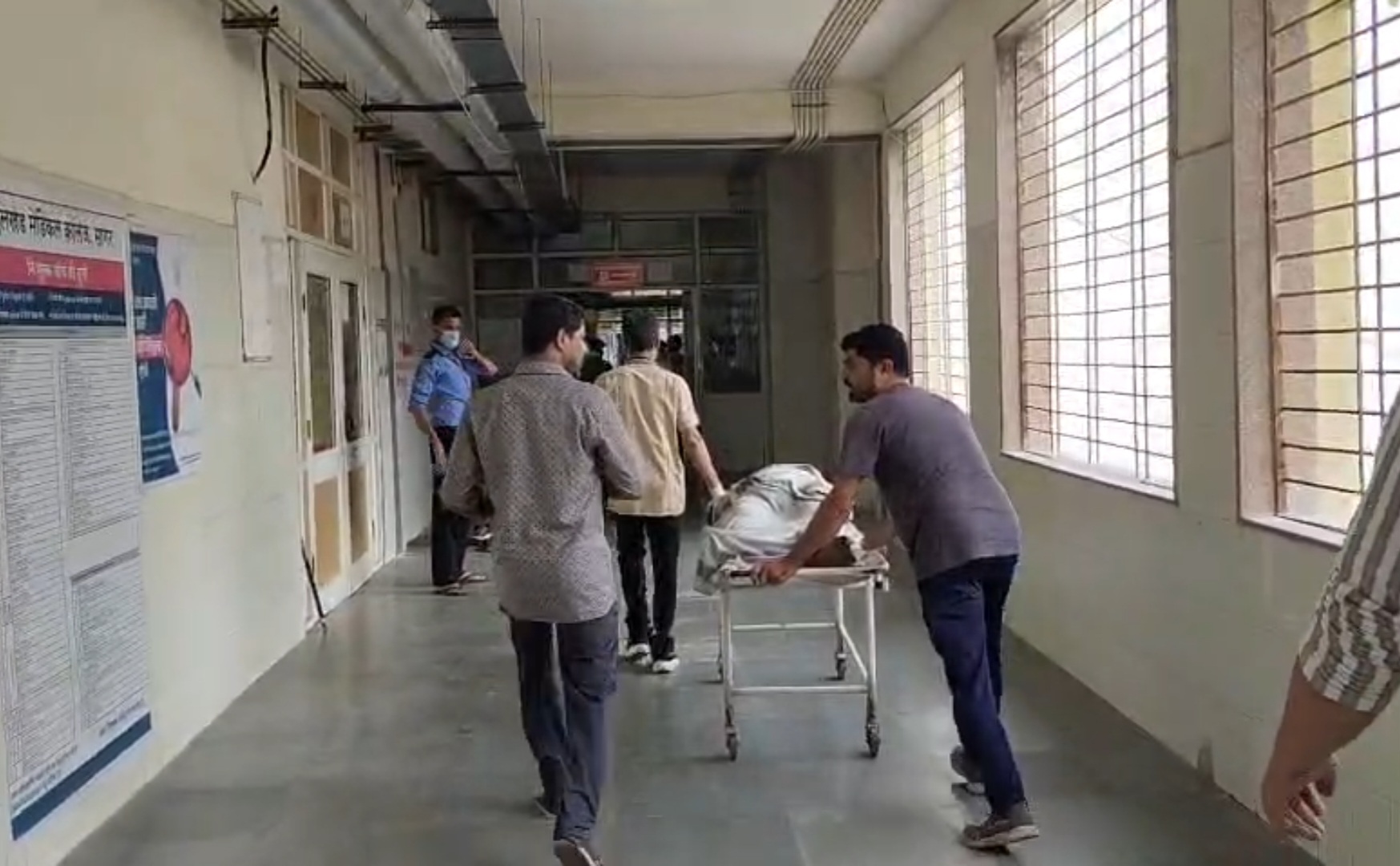 MP Finance Office Fire Death Bhopal | Car Seizure