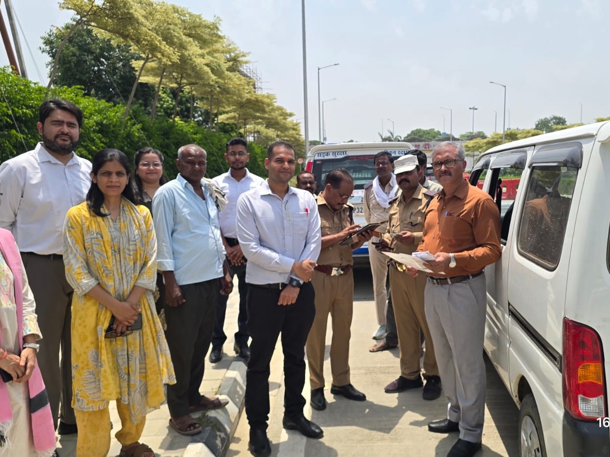 Lucknow Airport Vehicles Blacklisted For Commercial Use