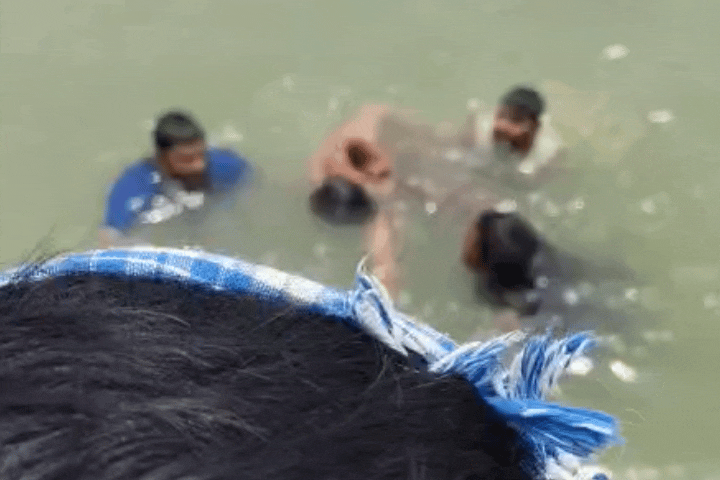 Bhagalpur Ganga Snan Drowning | Boy Dies, SDRF Team Recovers Body