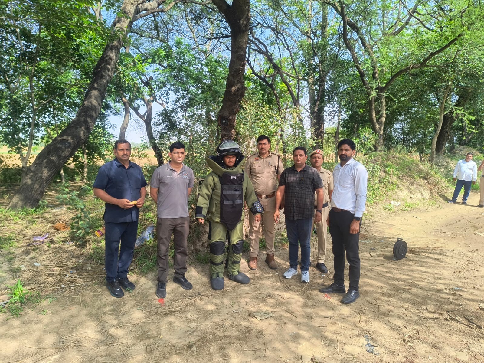 Mahendragarh Canal Mortar Bombs Found | Rohtak Bomb Squad Declares ...