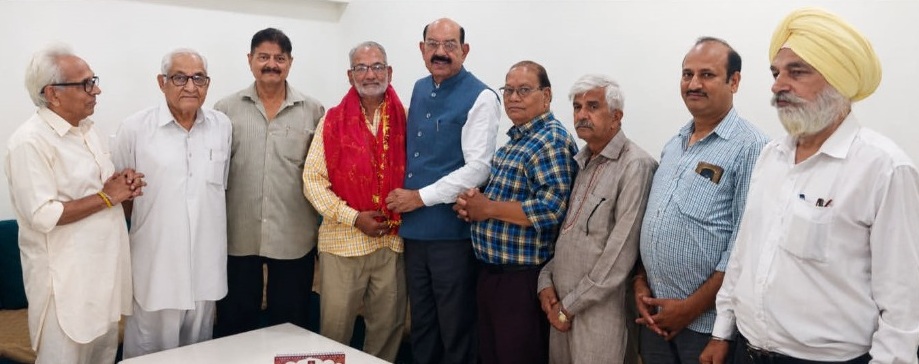 Sain community should be given priority in public welfare schemes: Sindra