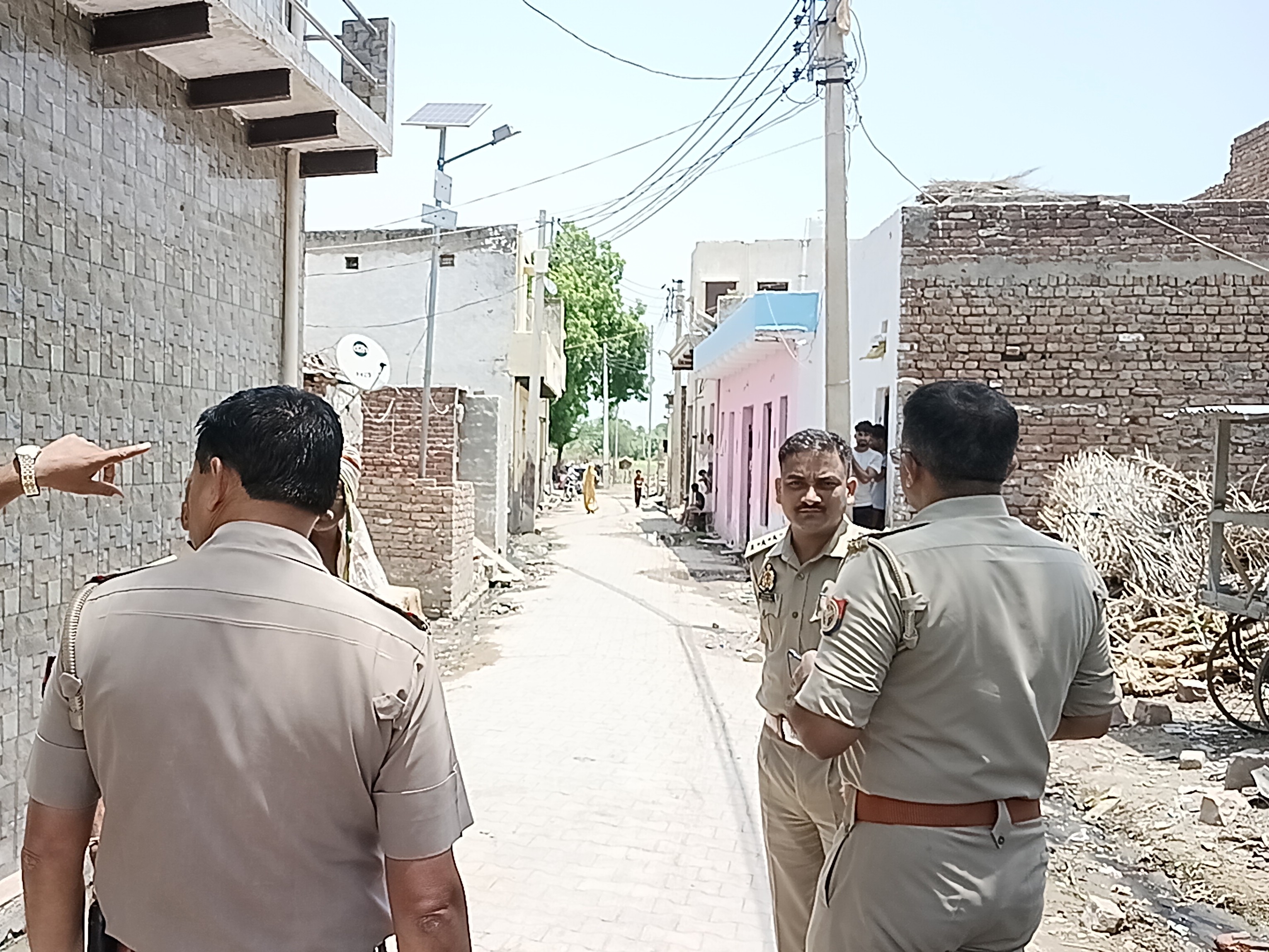 Mathura Farah Nagla Sonpal Community Clash | Injured | Police Deployed