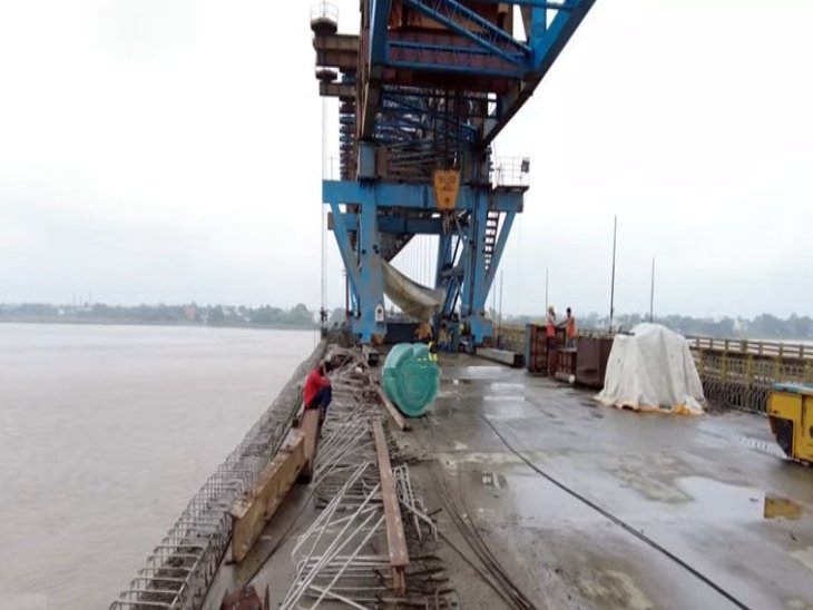 Incomplete Gandak Bridge on Chhapra-Hajipur NH