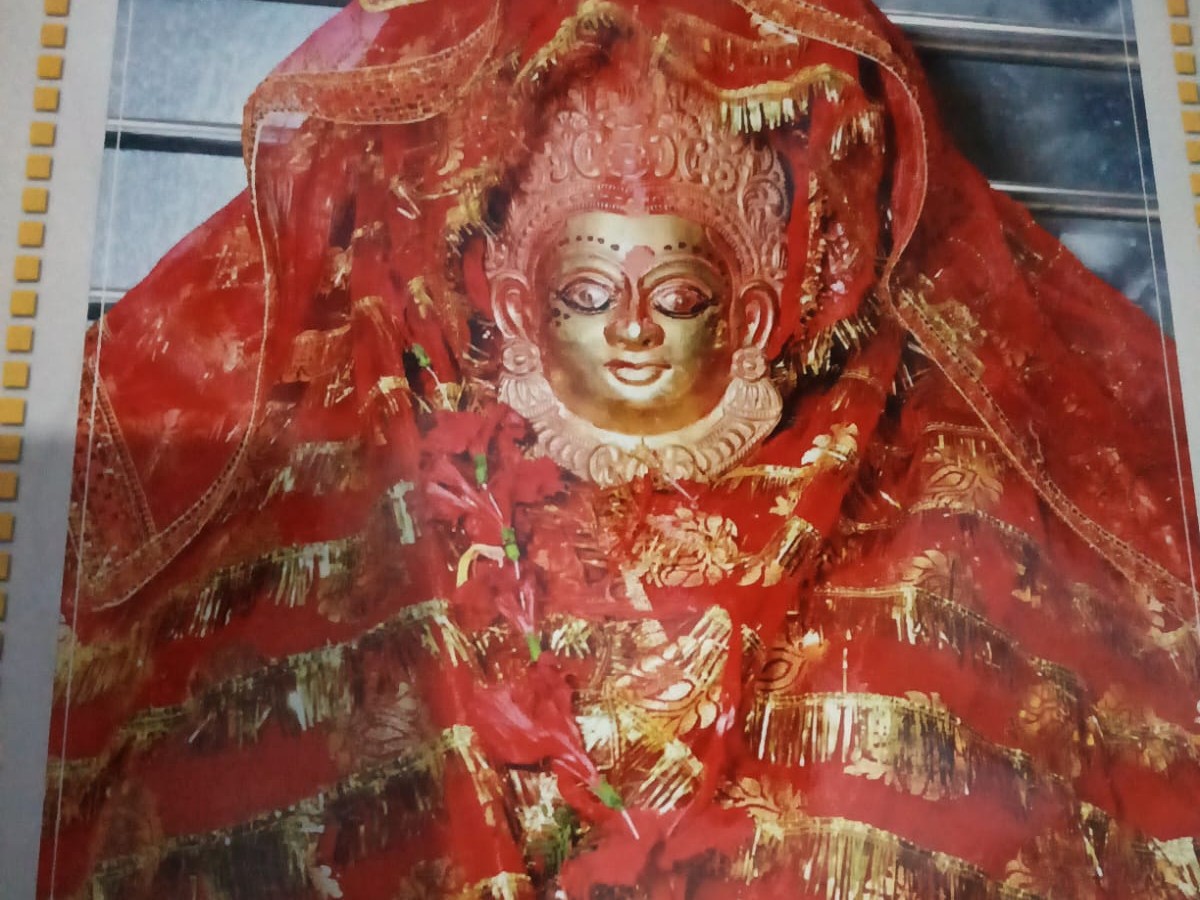 Varanasi Durga Temple Gold Mask Theft | Police Investigation Launched