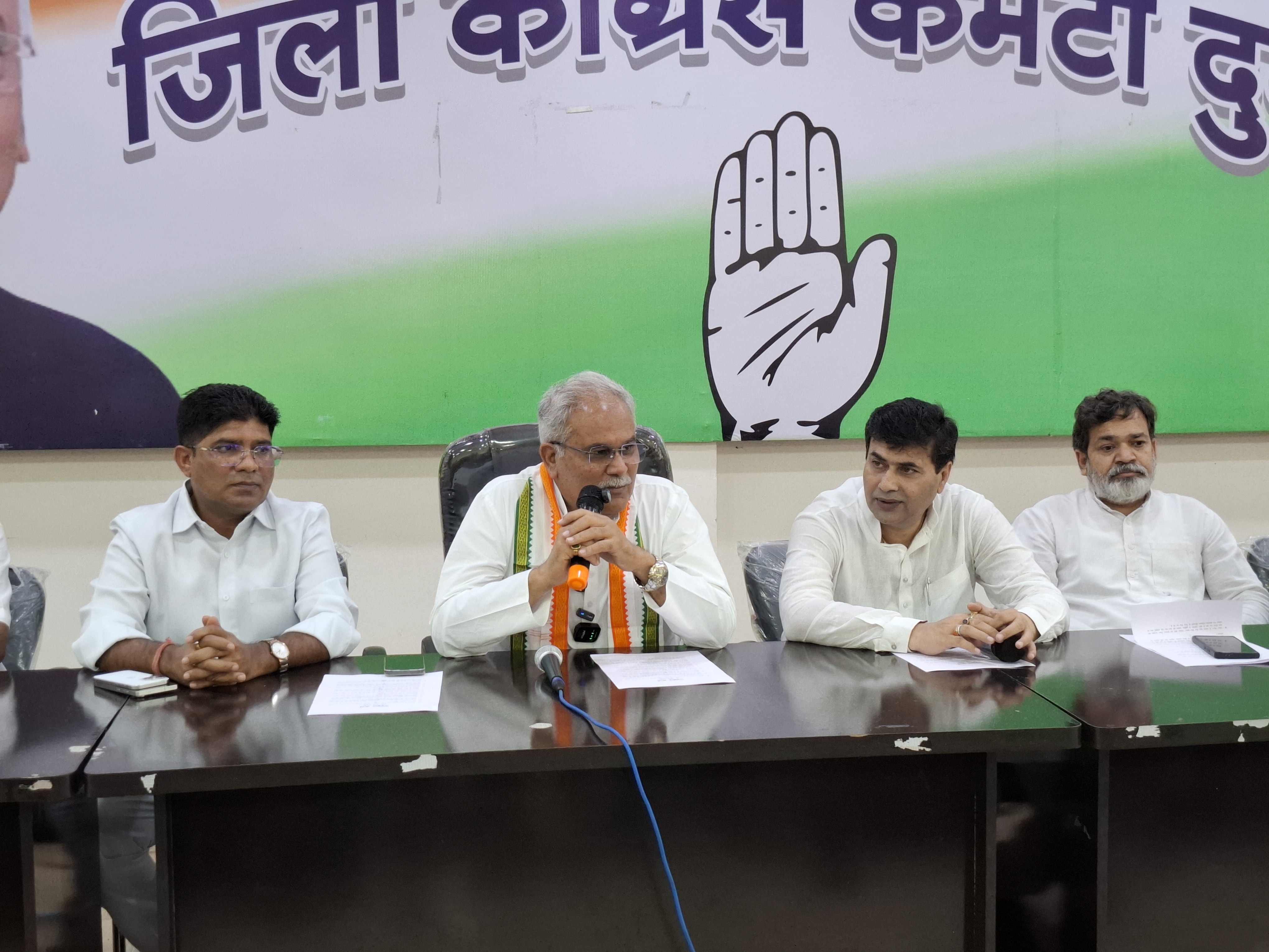 Bhupesh Baghel Slams Centre on MP Horse-Trading, Naxal Claims | Durg News