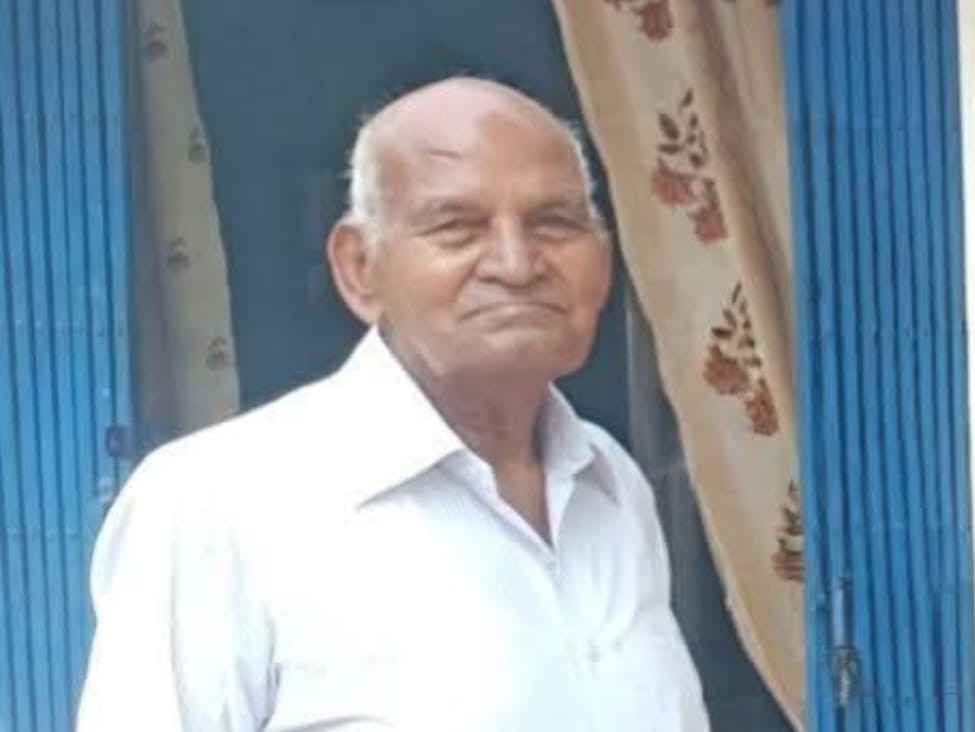 Ayodhya Bharat Kund Funeral | BJP Leader Varun Chaudhary Father Last Rites