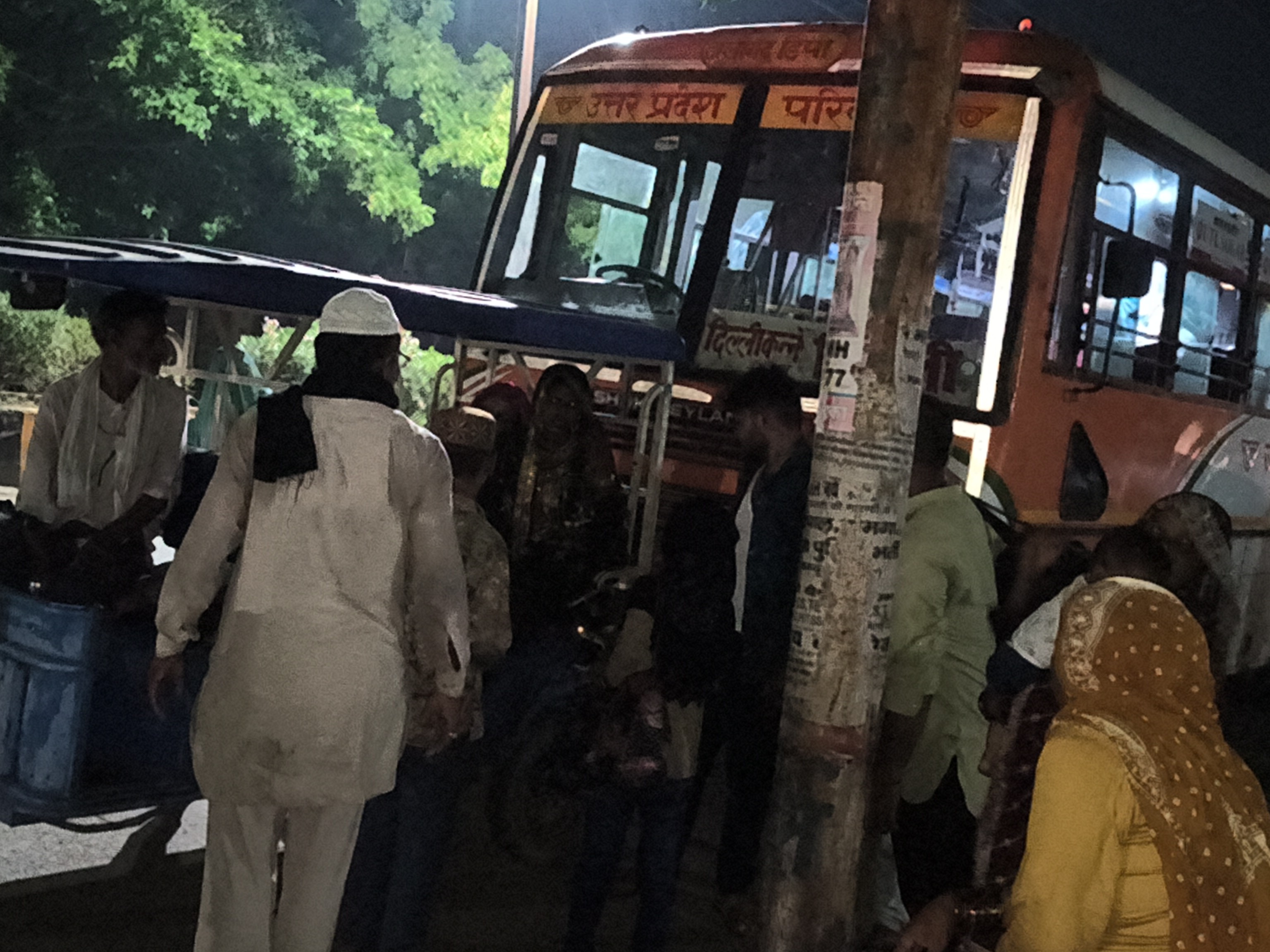 Eta Bus Accident Avoided | Driver Assaulted, Conductor Flees; Cow Saved