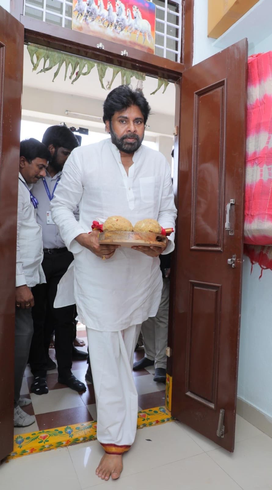 Pawan Kalyan Cries Meeting Sick Fan in Andhra Pradesh | Offers ...