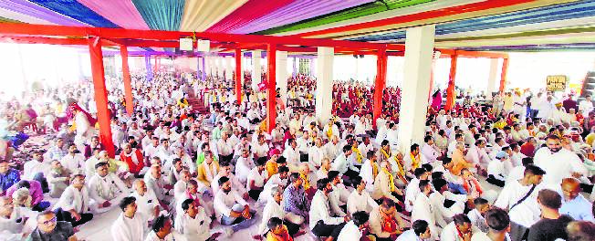 51 boys were given the sacred thread ceremony at the Maha Kumbha.