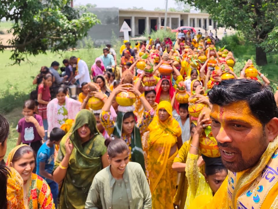 Aonla Noorpur Village Kalash Yatra | Mata Rani Pran Pratishtha Inauguration