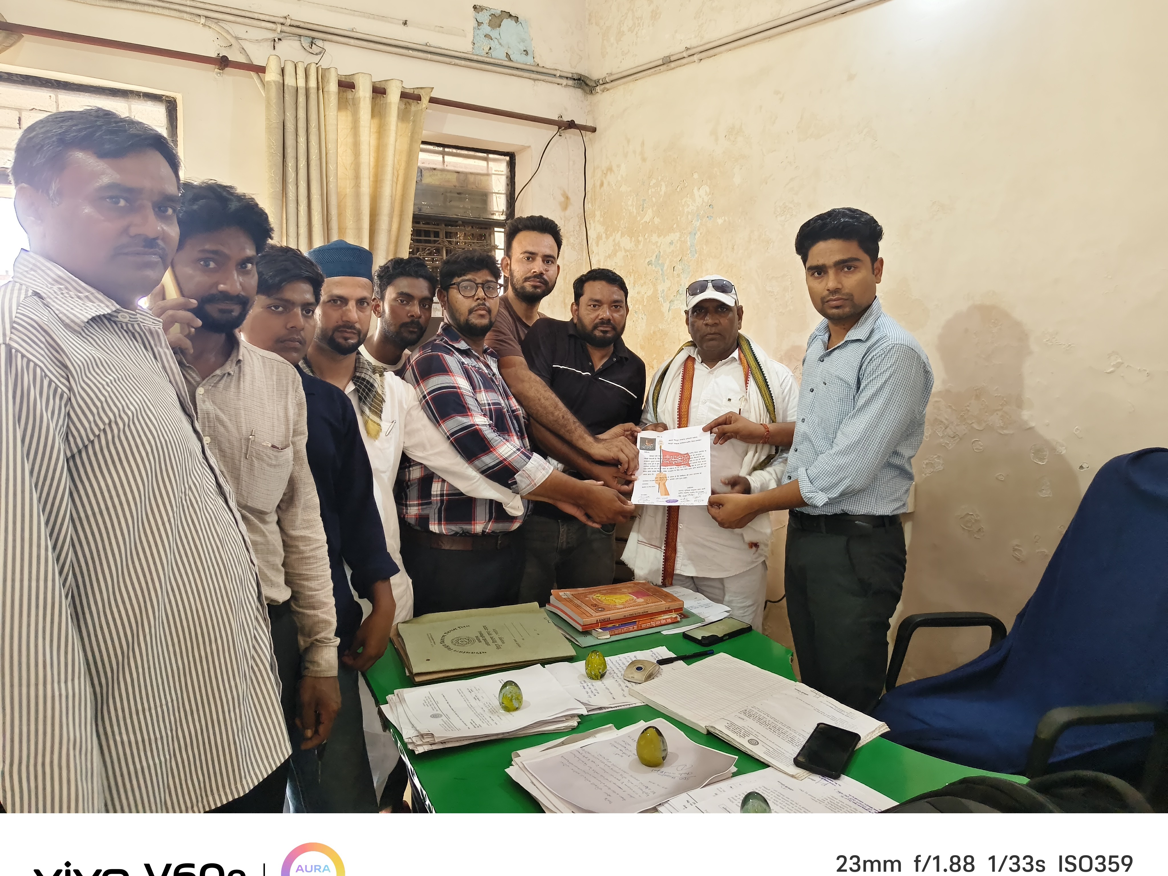 Amroha Mandi Dhanora SDO Assures Quick Solution for Juloos Wires