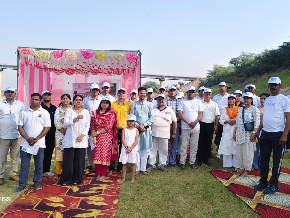 Auraiya Police Yoga Camp | 250 Officers Participate in International ...
