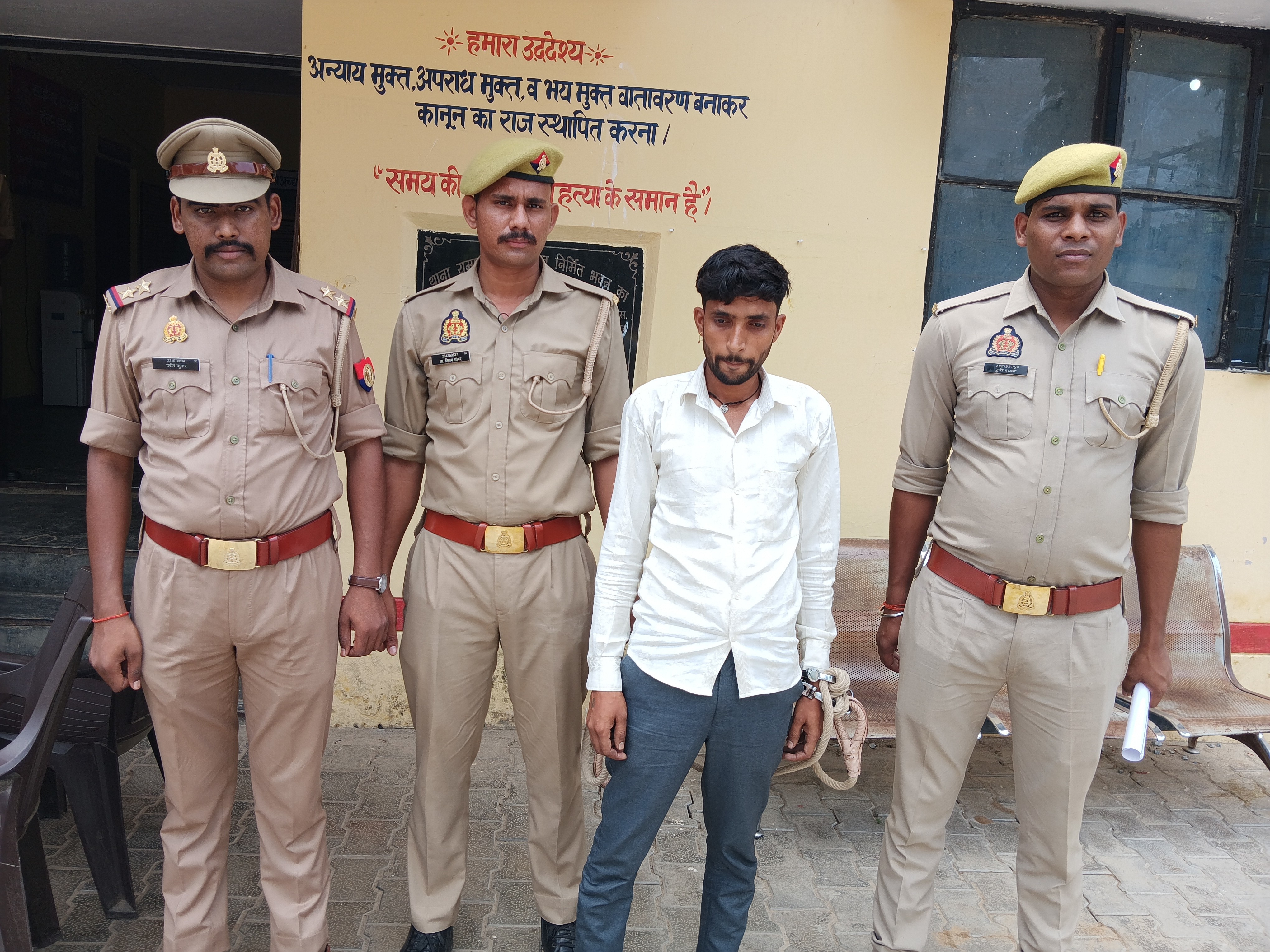 Bulandshahr Ramghat Police Arrest Molestation Accused | Jail