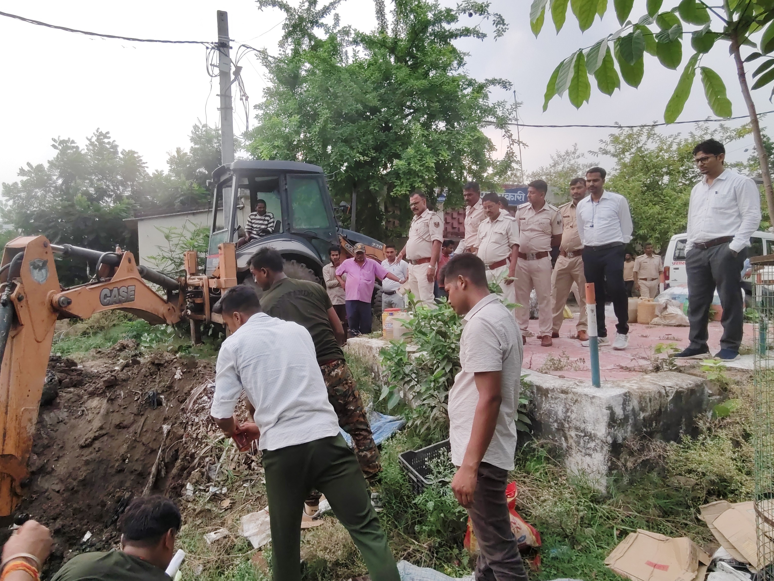 Hilsa Liquor Destroyed | Bulldozer Action Near Anumanal Office, Bihar 2026