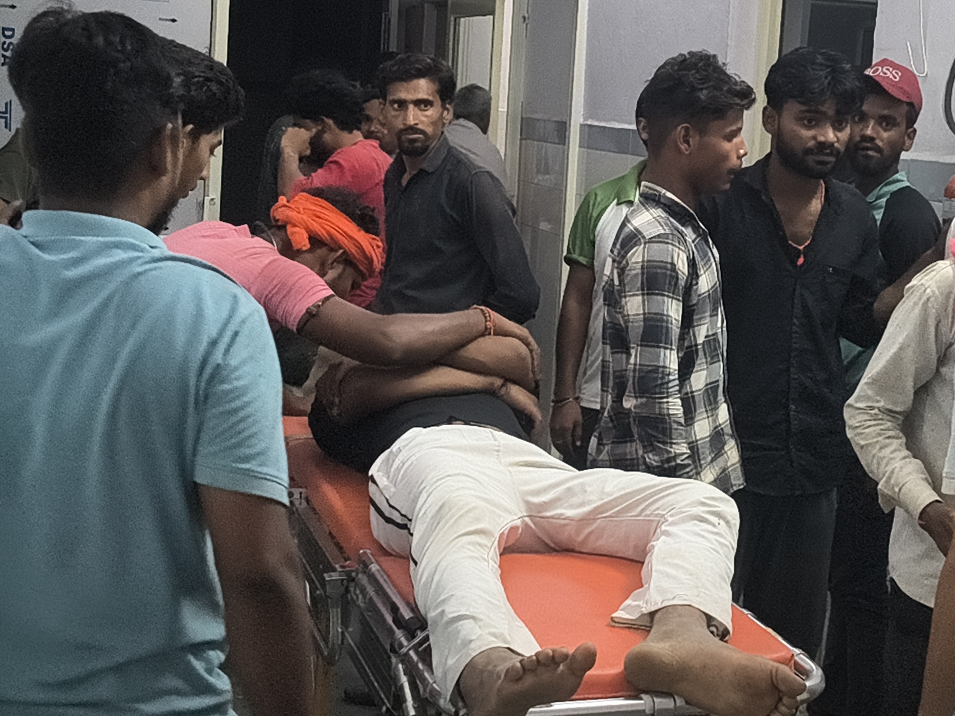 Aeta Medical College Patient Wait | Bed Shortage Questions Raised