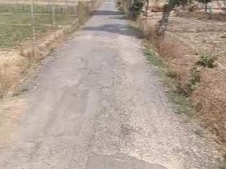 Gauhania Road Bad State | Villagers Hurt, Traffic Disrupted