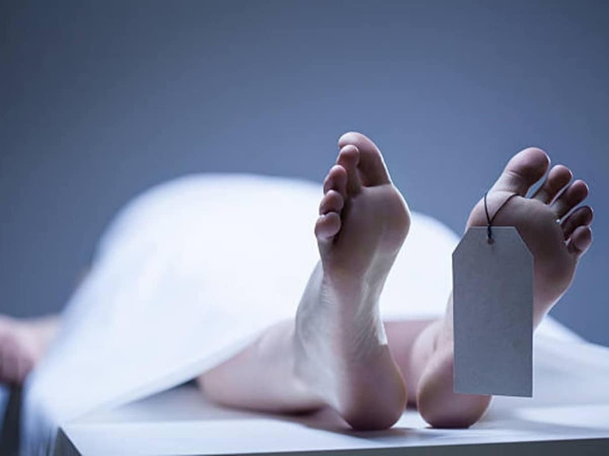 Lucknow School Bus Cleaner Death | Accident Fall Injury