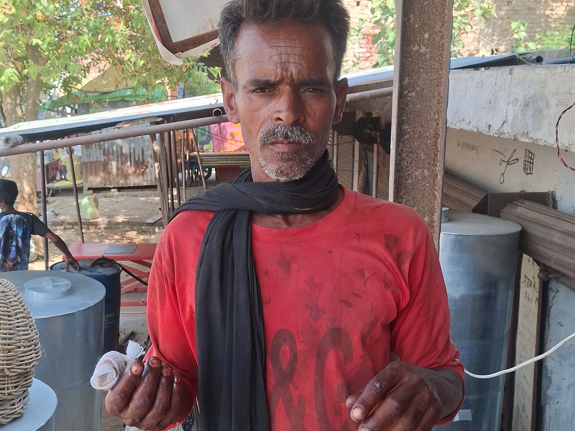 Mahitapur Man Beaten At Doorstep; Cousin Accused