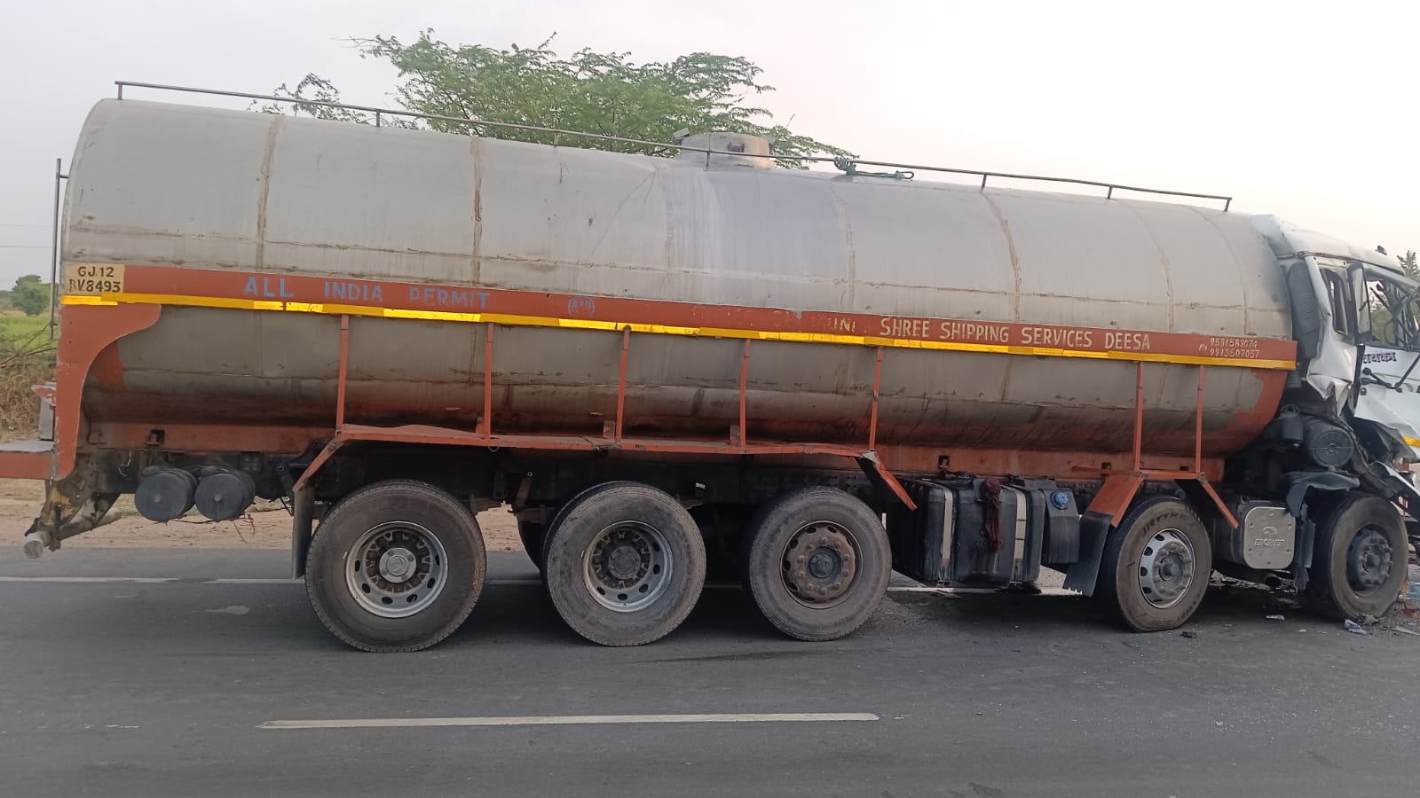 Rajasthan Accident: Tanker-Trailer Collision Kills Driver in Pali