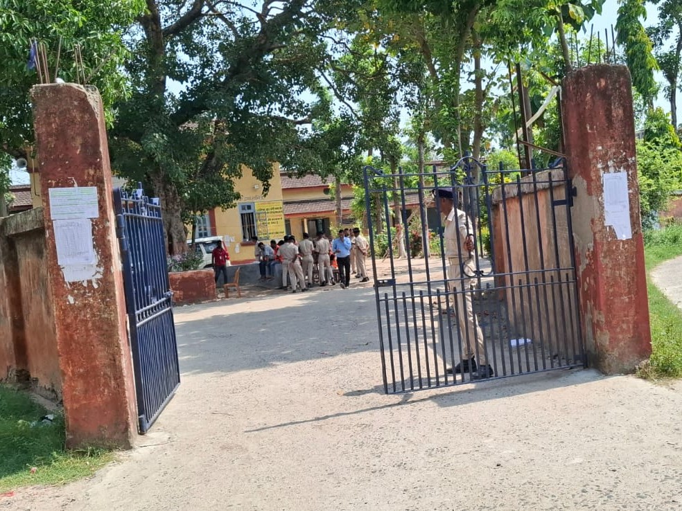 Purnea School Hall Short Circuit Fire | Big Accident Averted