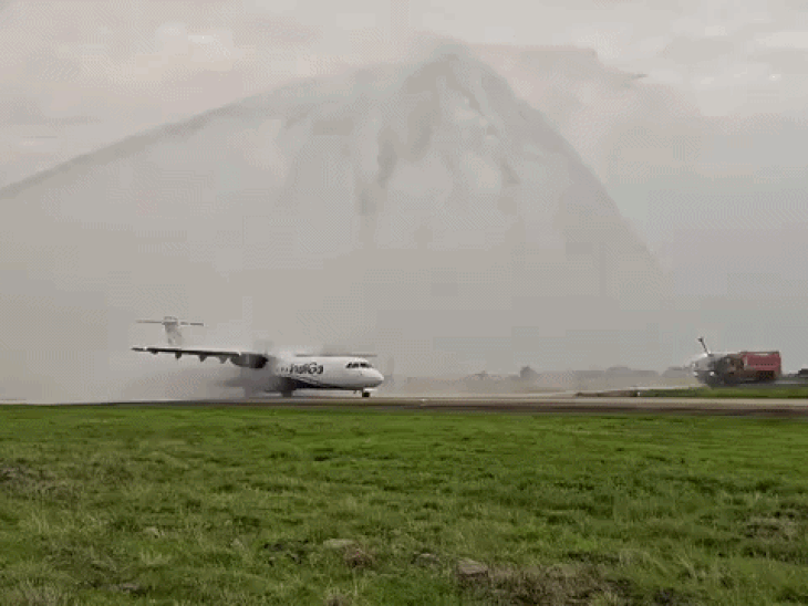 Bhopal-Noida Direct Flight Launches With Water Cannon Salute