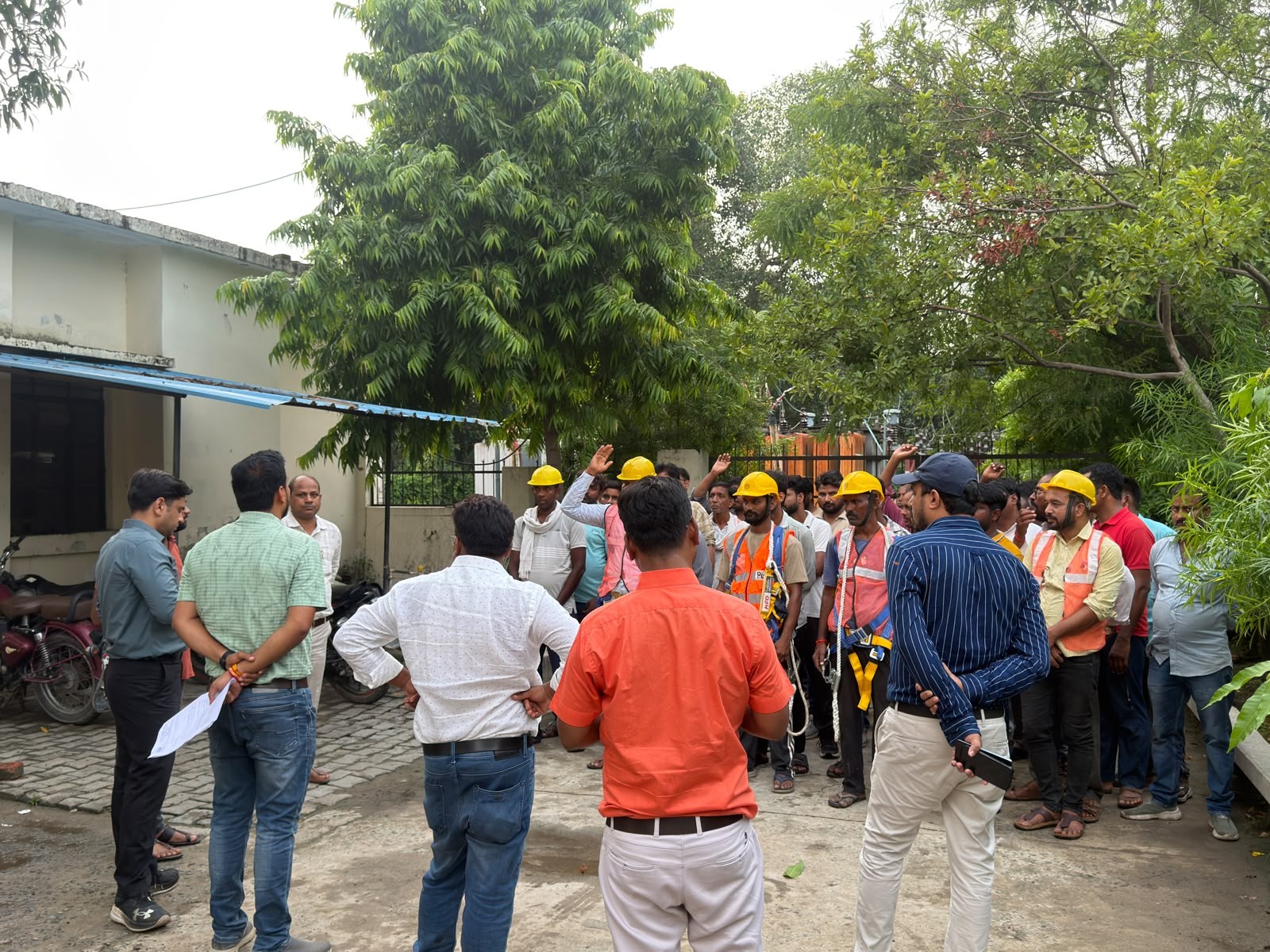 Devria Workplace Accidents Prevention Training For Contract Power Workers