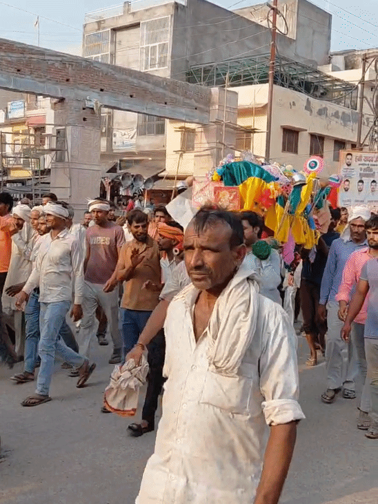 Sambhal Woman Funeral Procession | Pet Elephants Join Final Rites