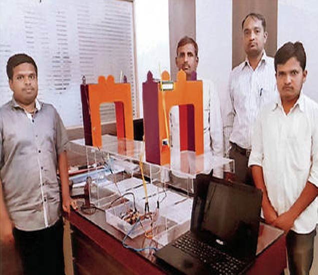 vvp college student made pool accident warning machine | बनवली पूल ...