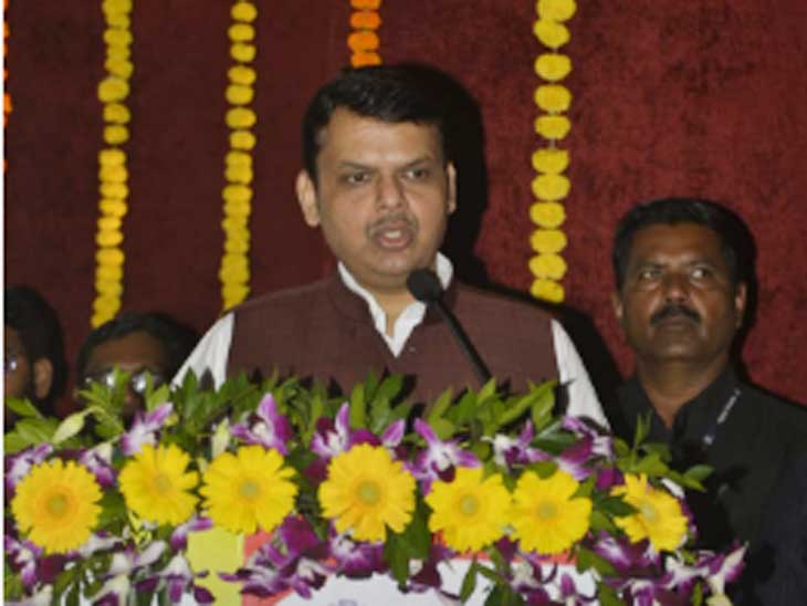 CM Devendra Fadanvis in Balasaheb Thackeray Maharojgar Melawa in Nashik ...