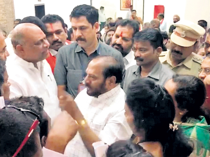 Debate in the House, Amarkar Rajurkar-Hemant Patil | आमदार अमर राजूरकर ...