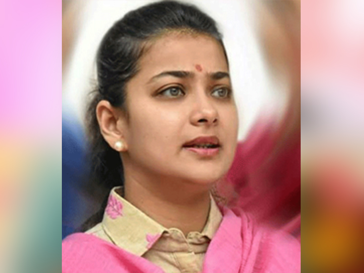 arrest warrant issued against Solapur MLA Praniti Shinde for ...