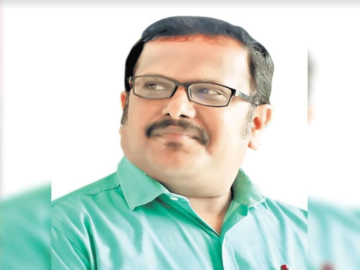 Acharya Atre Award to Sanjay Awate, Rajan Khan, Bhau Kadam | पुरस्कार ...