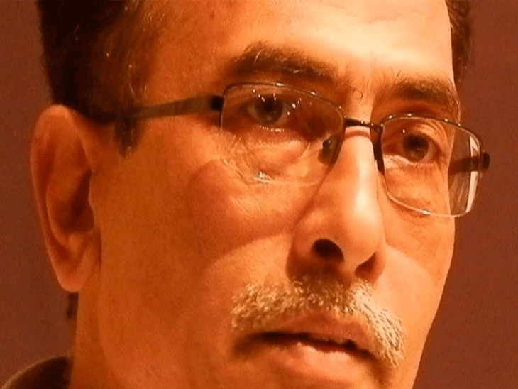 Acharya Atre Award to Sanjay Awate, Rajan Khan, Bhau Kadam | पुरस्कार ...