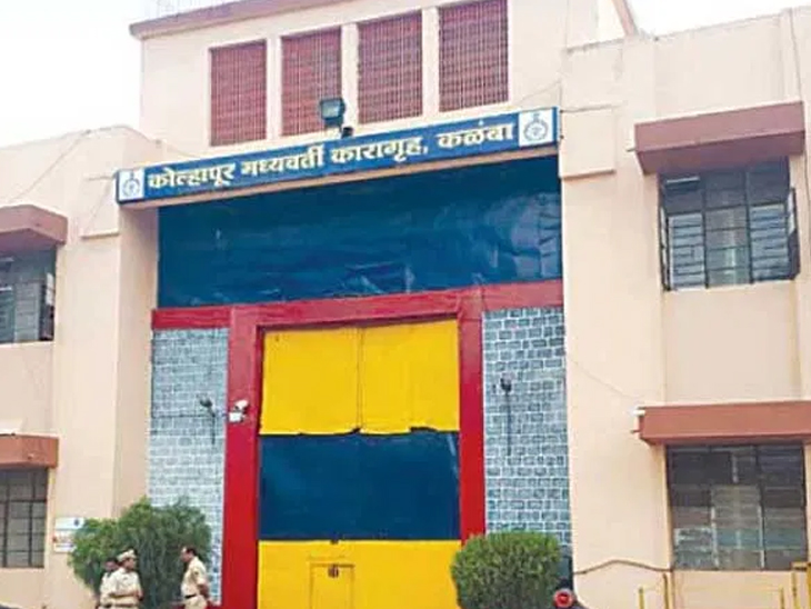 Message letter to a prisoner from the shoes of a police constable in ...