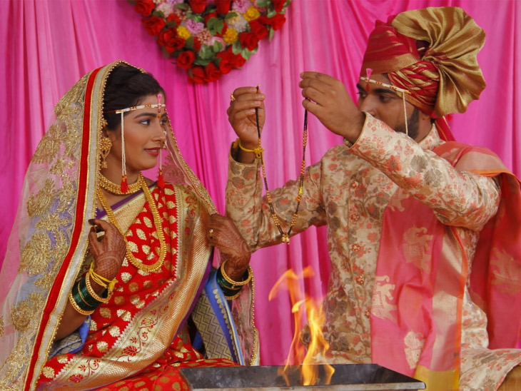 डॉ. अजित कुमार देव आणि डिम्पलची लगीनघाई, देवी सिंगच्या अटकेची उत्सुकता ...