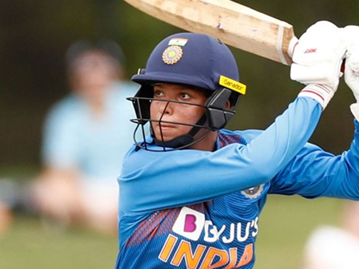 Women Match | Rusha Ghosh | Marathi news | 18-year-old Richa sets new ...