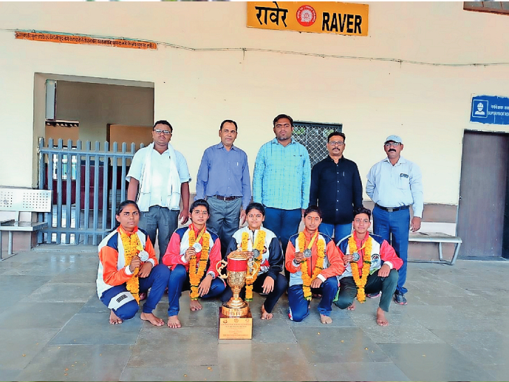 Five students of Raver won medals in inter-university rugby competition ...