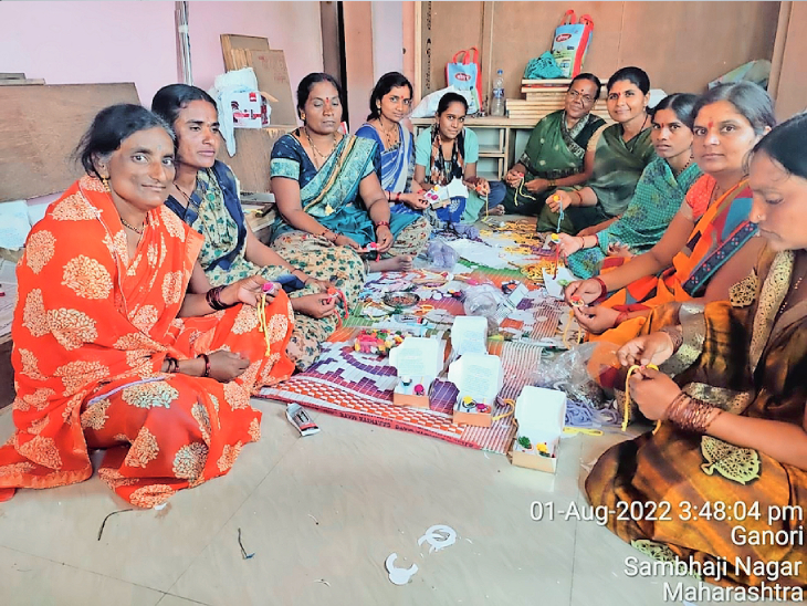 Gold rakhi available from 2500 to 5 thousand, silver rakhi from 200 ...