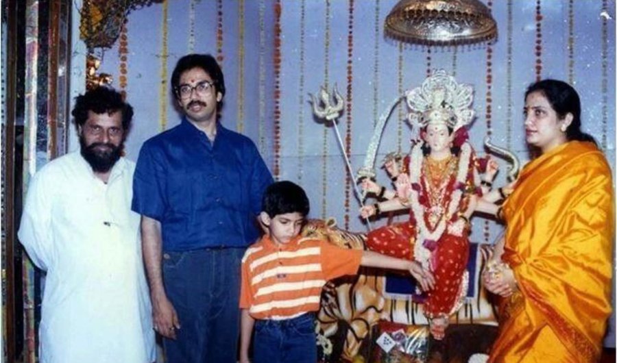 Anand Dighe Death Anniversary; Aaditya Thackeray Tribute To Anand Dighe ...