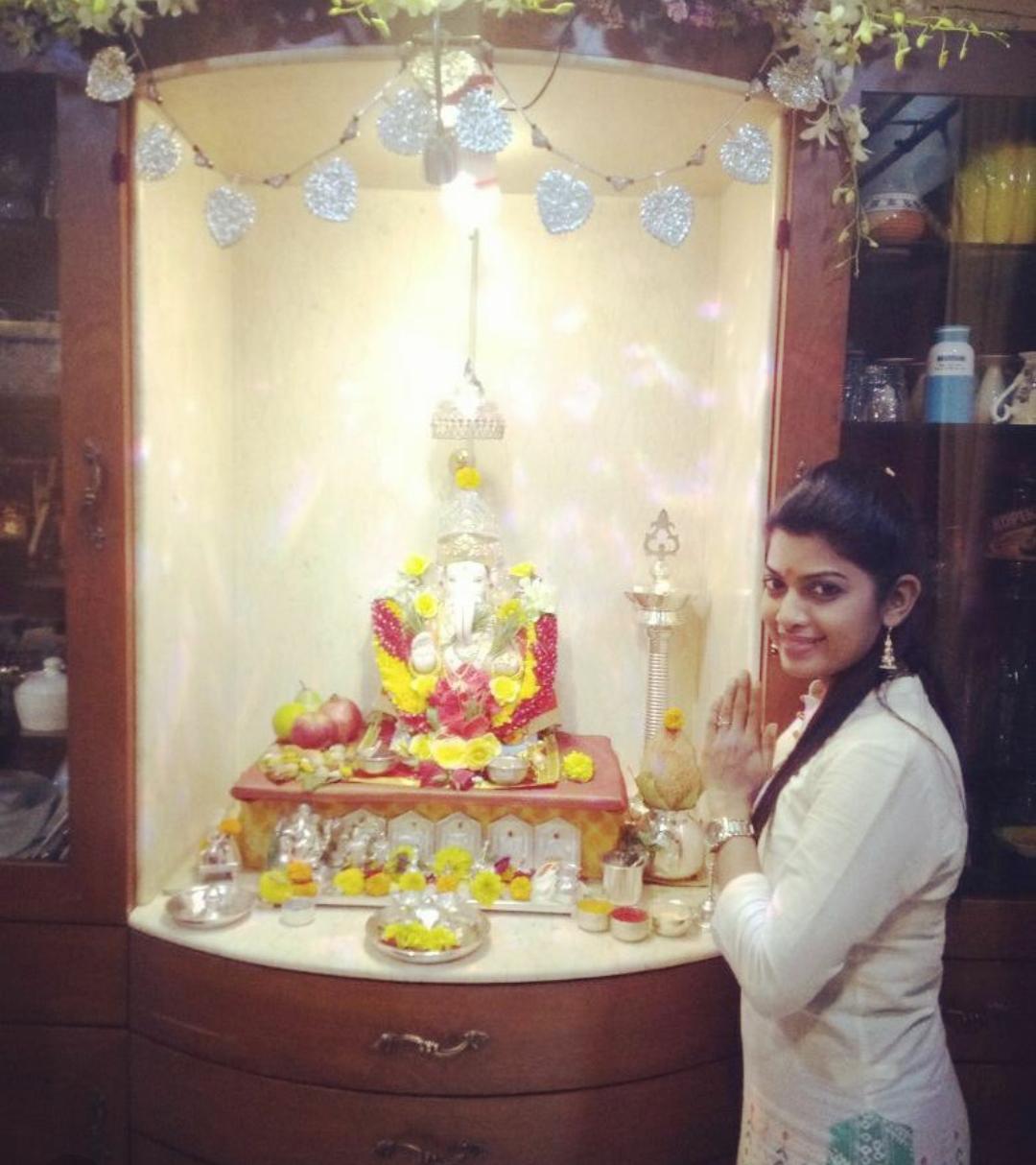 Ganesh Chaturthi 2022: Deepa Parab to Dhanshree Kadgaonkar , celebs ...