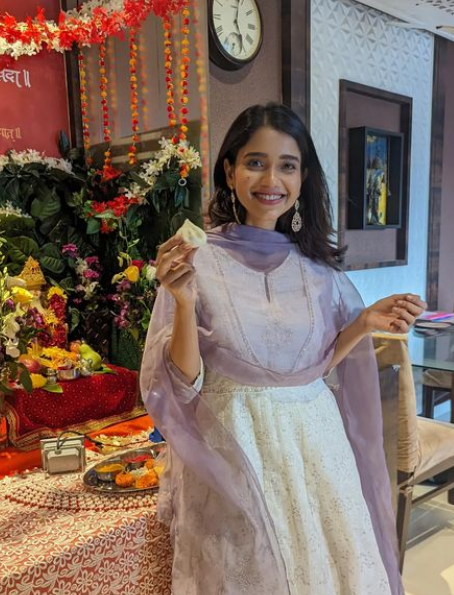 CELEBRITY BAPPA SEE HERE ON ONE CLICK SUBODH BHAVE and swapnil joshi Siddharth Chandekar ...