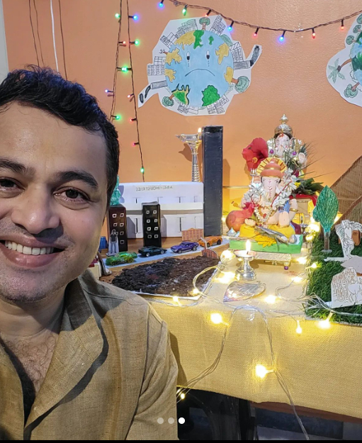 CELEBRITY BAPPA SEE HERE ON ONE CLICK SUBODH BHAVE and swapnil joshi ...